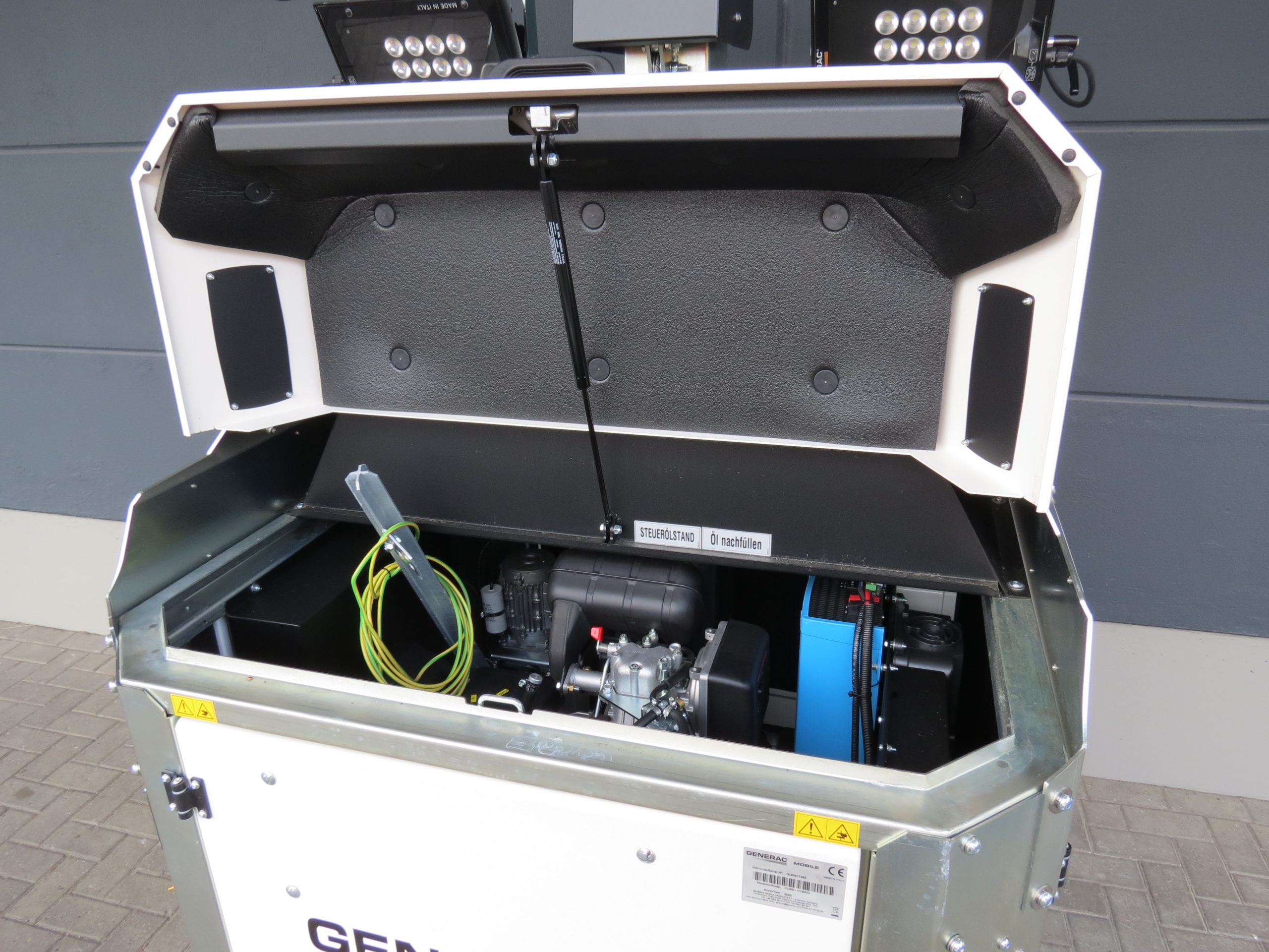 Generac Mobile CUBE+ Hybrid - Blitz-Stromgeneratoren GmbHBlitz ...